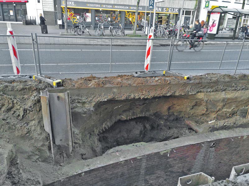 Verdere werkzaamheden aan 19de eeuws riool in de Karnemelkstraat ...
