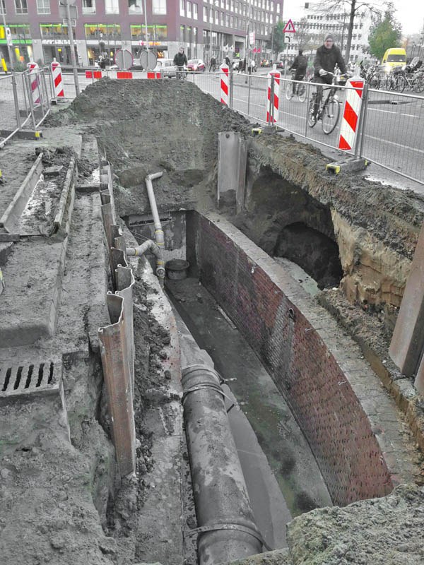 Verdere werkzaamheden aan 19de eeuws riool in de Karnemelkstraat ...